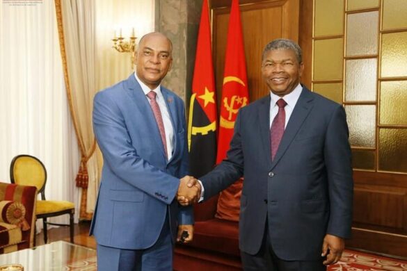 Jornalista Ikuma Bamba refuta acusações de deslealdade ao líder do MPLA ...
